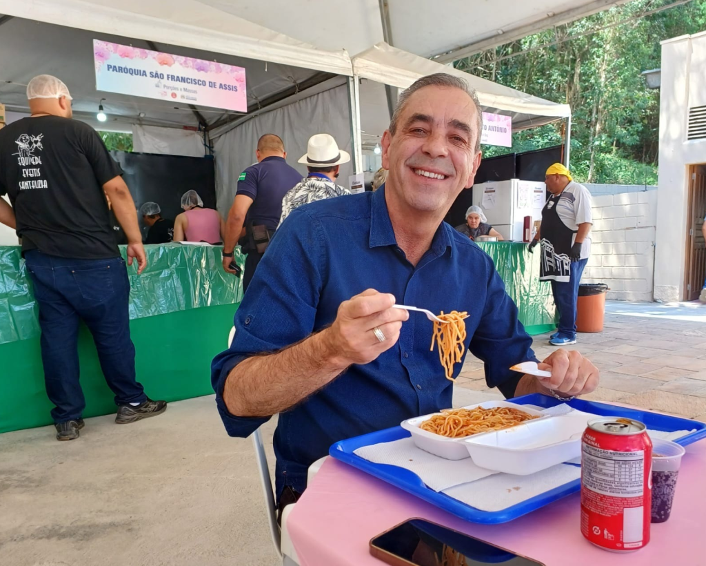 Profº Rodolfo recebe elogios e alcança status de "Prefeito Popular" na ...